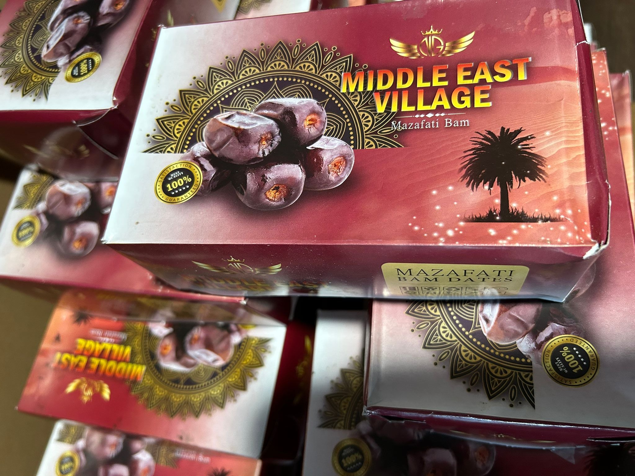 Dates ( Kurma Bam ) / 1 box – Deli Frozen Food Pte Ltd